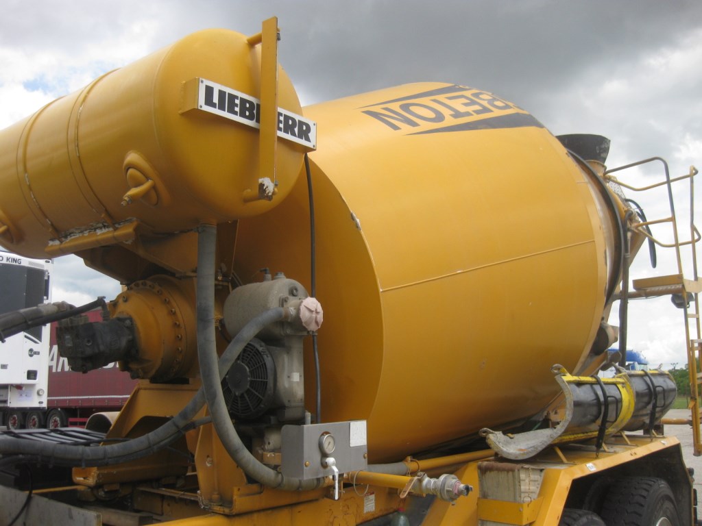 Tatra T815-220R25 28 280 6x6 - domíchávač betonu - Automarket